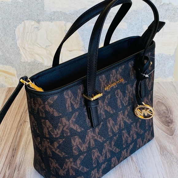 Michael Kors | Bags | Michael Kors Jet Set Travel Xs Carry All ...